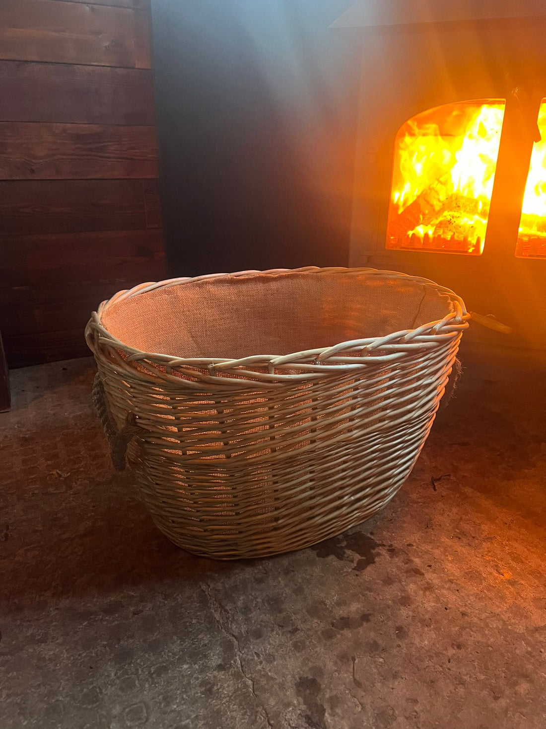 Large Oval Hessian Lined Log Basket – Westdale Logs